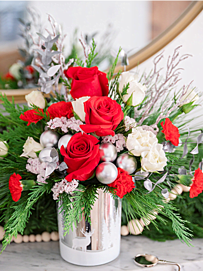 Christmas Gift Guide | Christmas Flower Arrangements | Teleflora